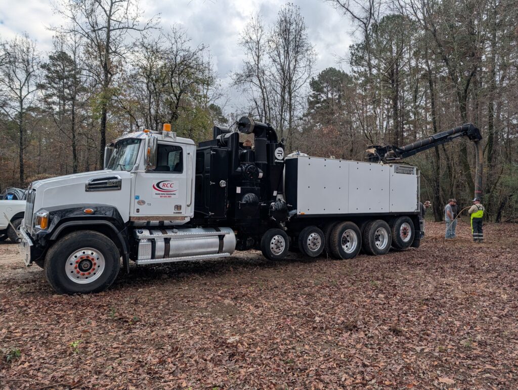 Hydrovac vs Traditional Excavation: Which Is Right for Your Projects ...